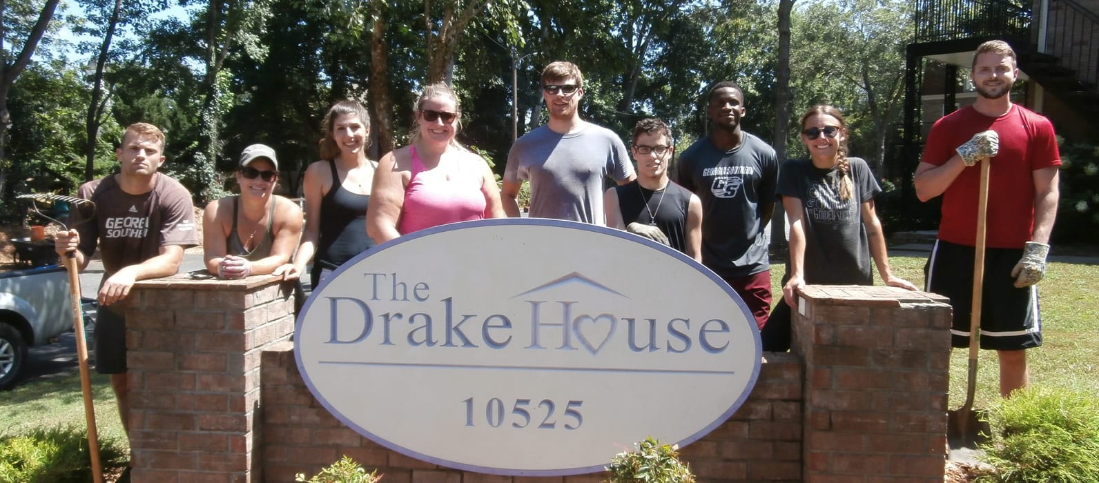 Jr – The Drake House